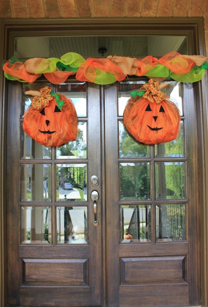 DIY Interchangeable Holiday Decorations » Thrifty Little Mom